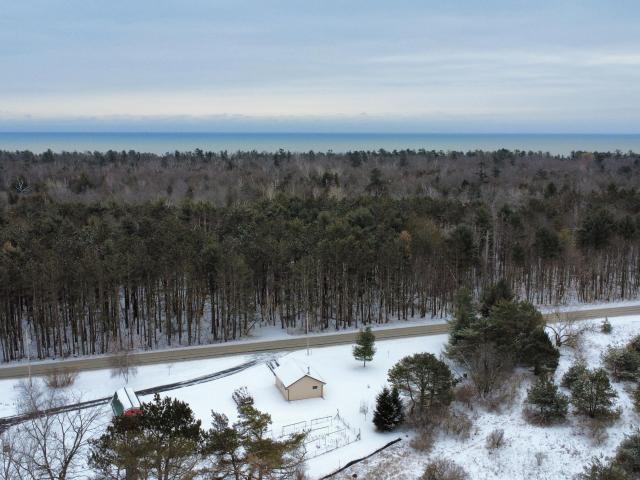 Two Sandy Ridge Dr, Unit BLK 2, Two Rivers, WI 54241 | MLS #1920 | Compass