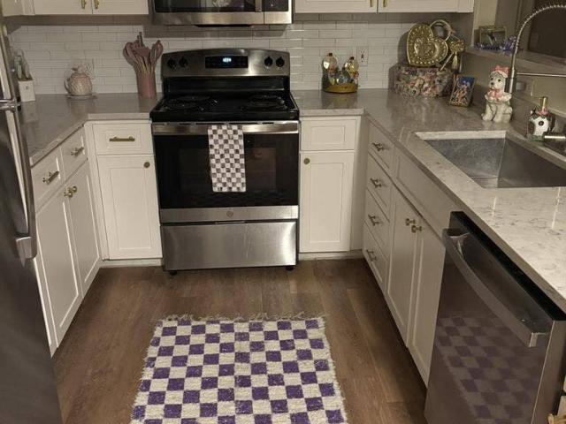 Two story, two bed, two bath apt