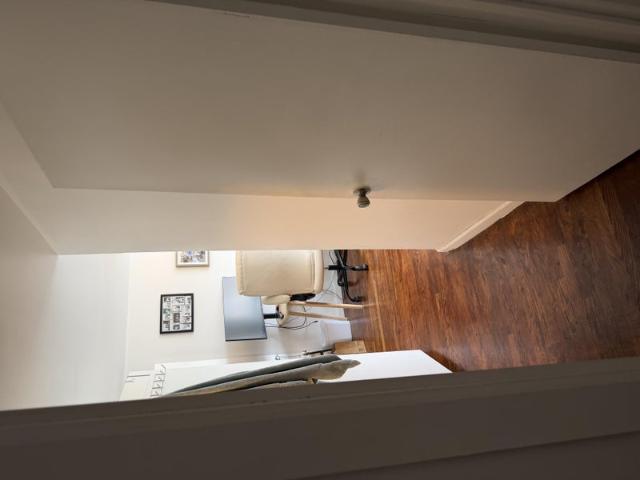 Two rooms available in Williamsburg!