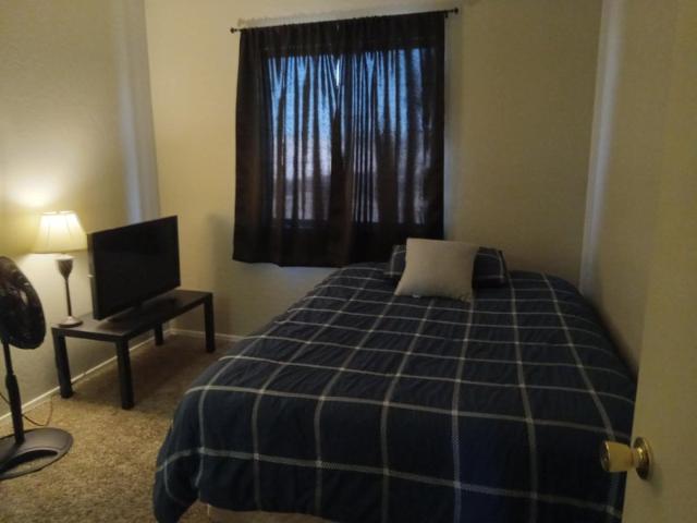 Two rooms for rent