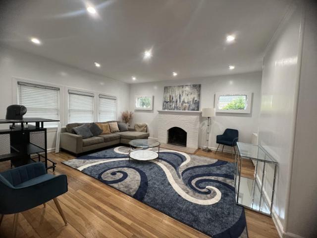 Two Rooms for Rent in a 3 bedroom apartment
