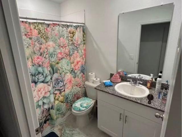 Two rooms for rent in beautiful 3 bedroom house