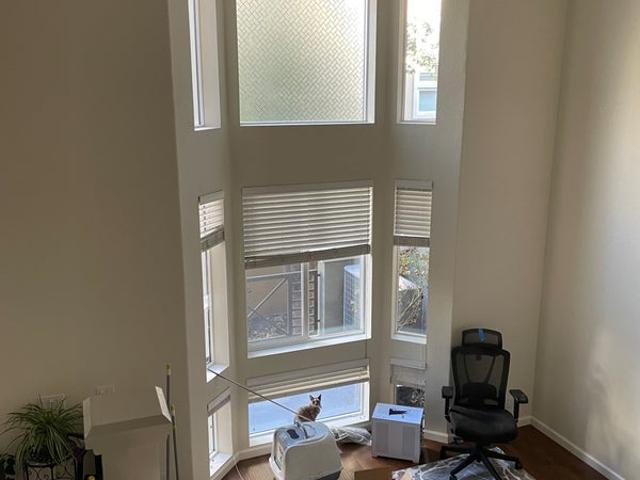 Two rooms in 3br townhome