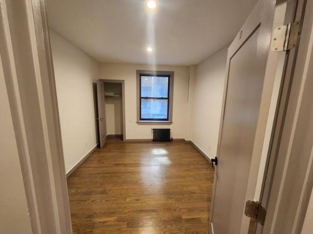 Two rooms in 5bed/3bath steps from A train W/D