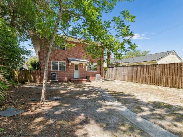 TWO WEEKS FREE* Live Close to Everything – 1BR in Southside Jax 1 Bedroom Apartment for Rent at 1731 Flagler Ave, Jacksonville, FL 32207 San Marco