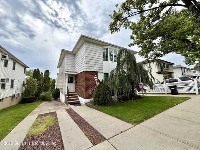 Twombly Ave, Staten Island, Home For Sale