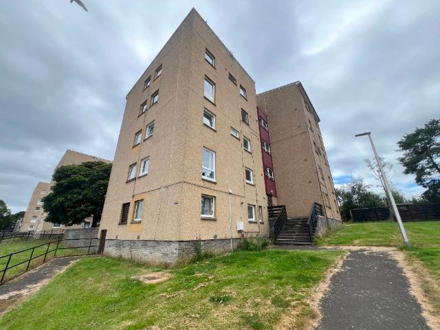 Tweed Crescent, Dundee DD2, 2 bed flat to rent, £725 pcm | PrimeLocation