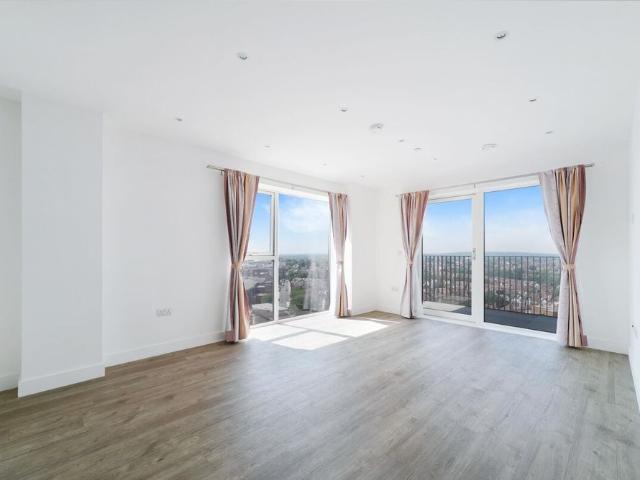 Twelfth Floor Apartment with Private Balcony, Harrow HA1