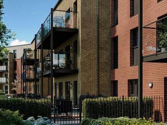 Twelve Acres Avenue, Chichester, 2 Bedroom Apartment