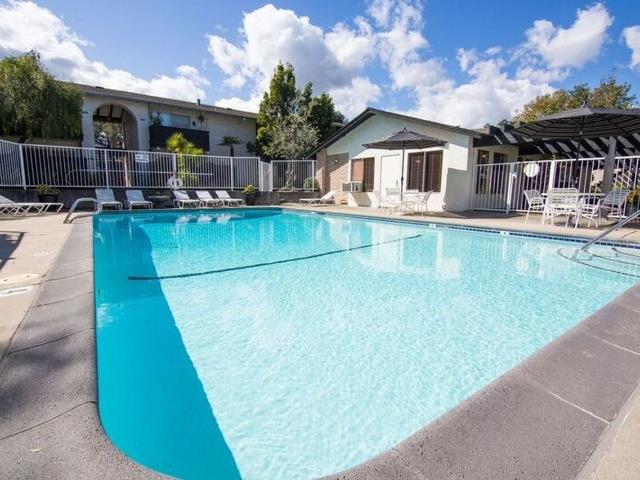 Twelve Oaks Apartments 1 Bedroom Apartment for Rent at 107 Oak Rim Ct, Los Gatos, CA 95032