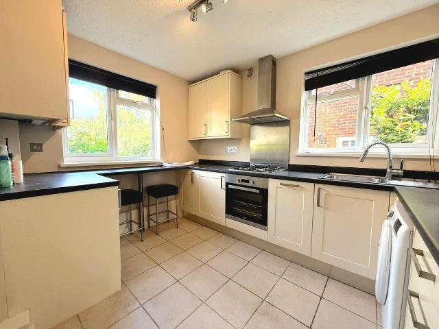 Twickenham Gardens, Harrow HA3, 2 bed maisonette to rent, £1,850 pcm | PrimeLocation