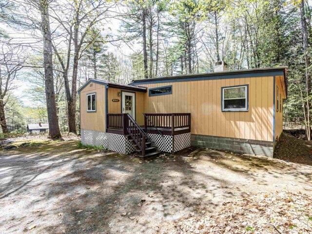 Twin Oaks Rd, Sutton, Home For Sale