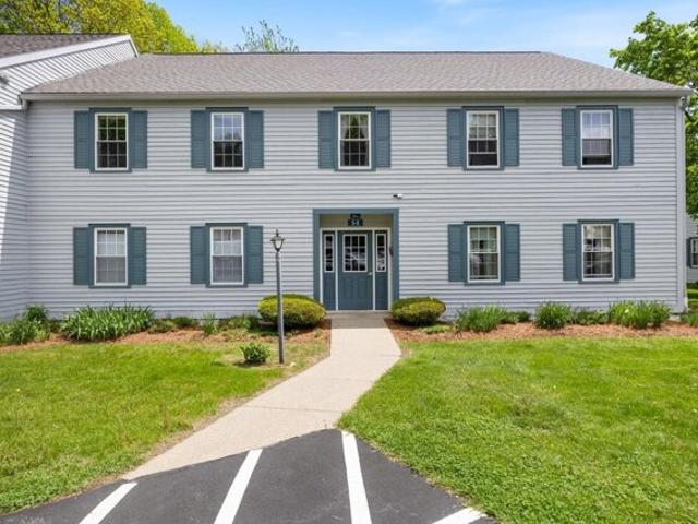 Twin Oaks Ter, South Burlington, Condo For Sale