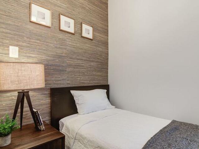 Twin bedroom in 4 bed/1 bath home in Prospect Heights #170 A
