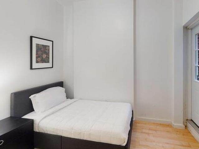 Twin bedroom in 4 bed/2 bath home in Bedford Stuyvesant #963 C