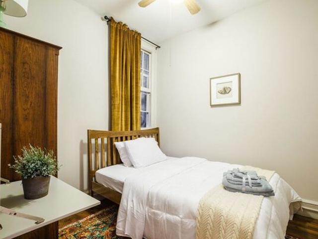 Twin bedroom in 5 bed/1 bath home in Hell's Kitchen #138 3C