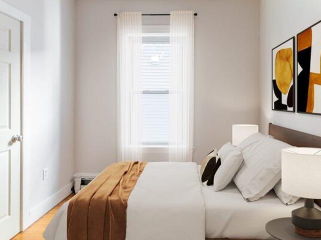 Twin bedroom in 5 bed/1 bath home in Mission Hill #1068 D