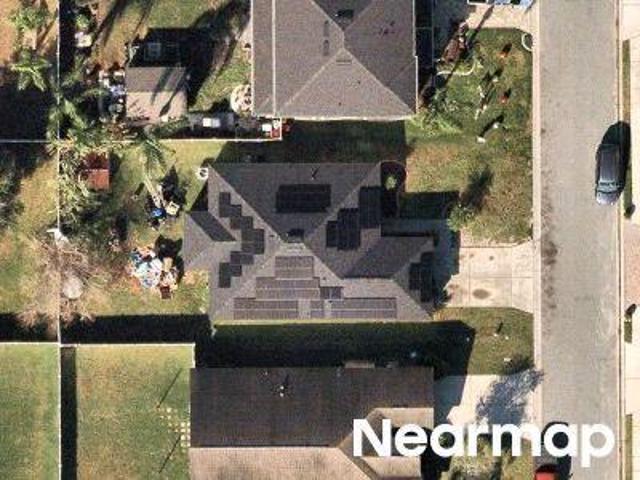 Twin Cedar Ln