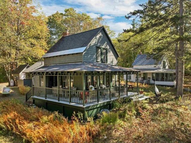 Twin Cottage Ln, Ossipee, Home For Sale