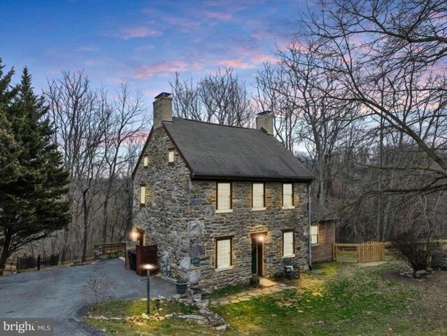 Twin Lake Dr, New Market, Home For Sale