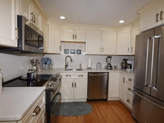 Twin Lakes Dr Unit,halifax, Condo For Sale