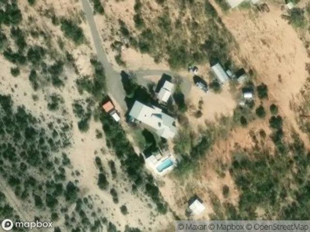 Twin Lakes Ln