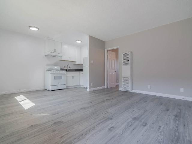 Twin Palms Studio Apartment for Rent at 1512 W Mission Blvd, Pomona, CA 91766