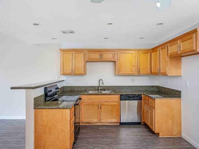 Twin Pines Apartments 1 Bedroom Apartment for Rent at 2880 W Ball Rd, Anaheim, CA 92804
