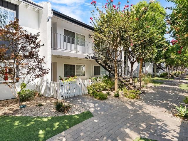 Twin Pines Apartments 2 Bedroom Apartment for Rent at 2880 W Ball Rd, Anaheim, CA 92804