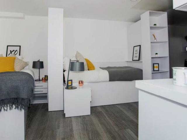 Twin Studio