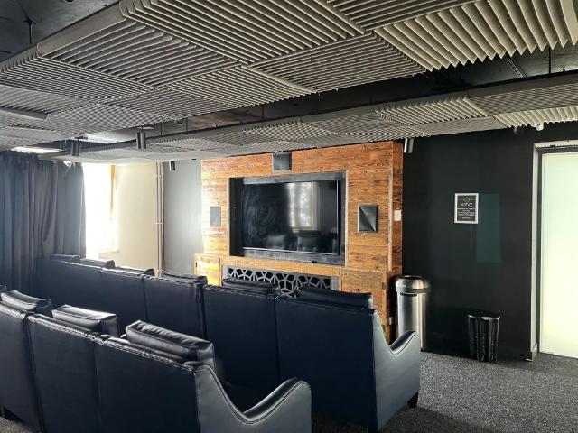 Twin Studio
