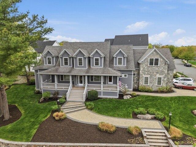 Twin Springs Dr, Saugus, Home For Sale