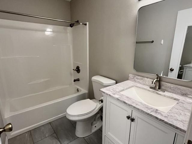 Twinlyn Place Apartments 1 Bedroom Apartment for Rent at 1400 Ne 118th Ave, Portland, OR 97220 Hazelwood