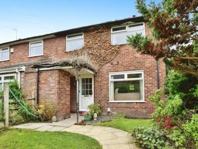 Twinnies Road, Wilmslow, 3 Bedroom Semi detached