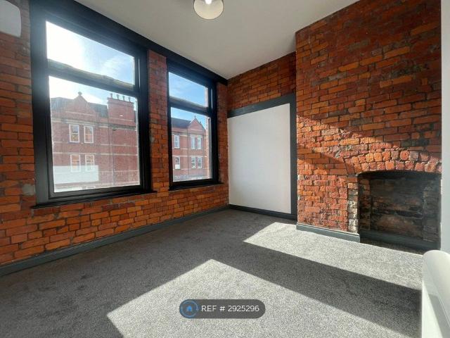 Twist Lane, Leigh WN7, 1 bed flat to rent, £850 pcm | PrimeLocation