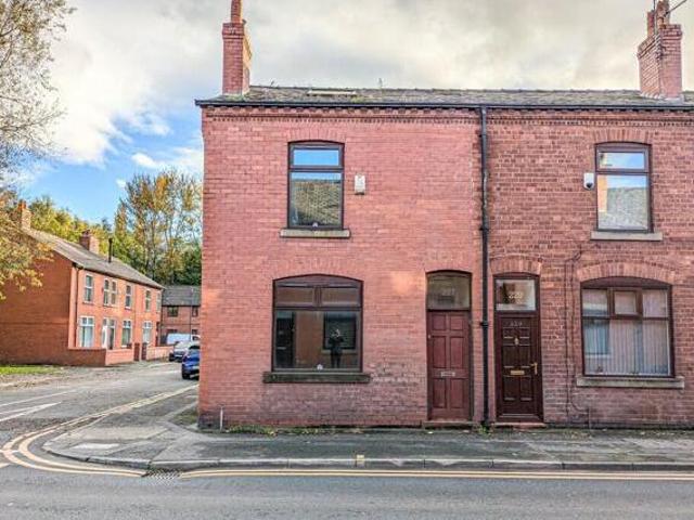 Twist Lane, Leigh, 2 Bedroom Terraced
