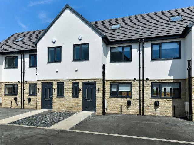 Twist Mill Close, Bulwell NG6, 4 bed semi detached house to rent, £1,600 pcm | PrimeLocation