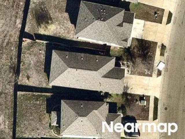 Twisted Oaks Ln