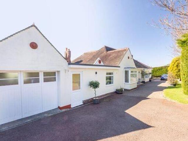 Twisted Chimneys, Main Road, 5 Bedroom Detached