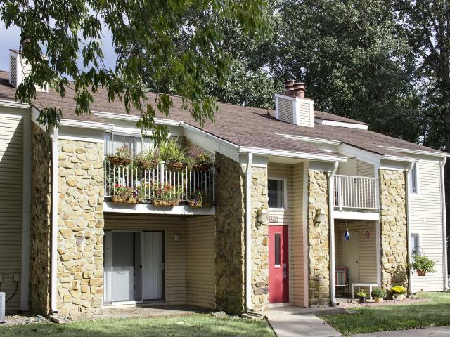 Twyckenham Apartments 2 Bedroom Apartment for Rent at 3200 Quarry Dr, Lafayette, IN 47909