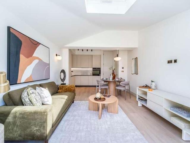 Twyford Avenue, London, W3