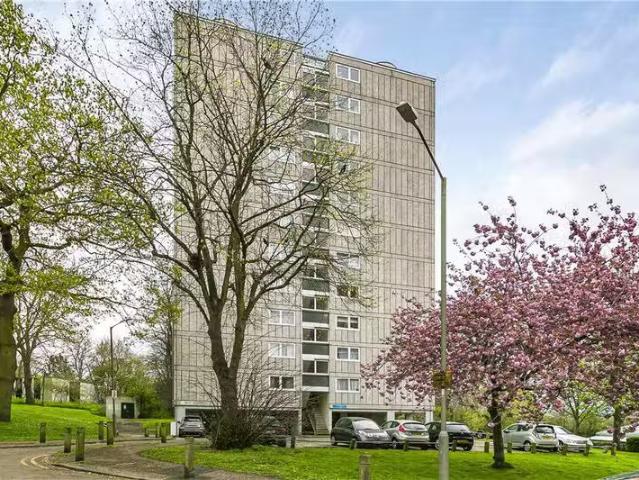 Tunworth Crescent, London, SW15 4PG