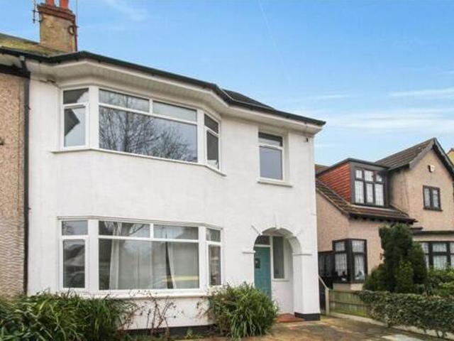 Tunbridge Road, Southend on sea, 3 Bedroom Semi detached