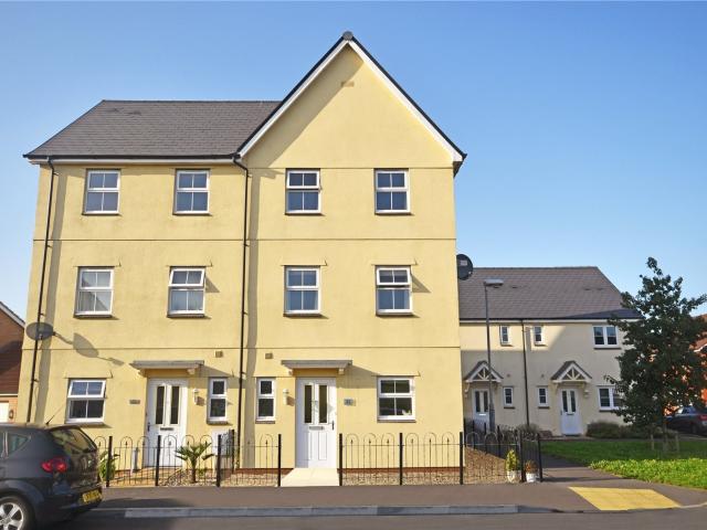 Tundra Walk, Bridgwater, Somerset, TA6
