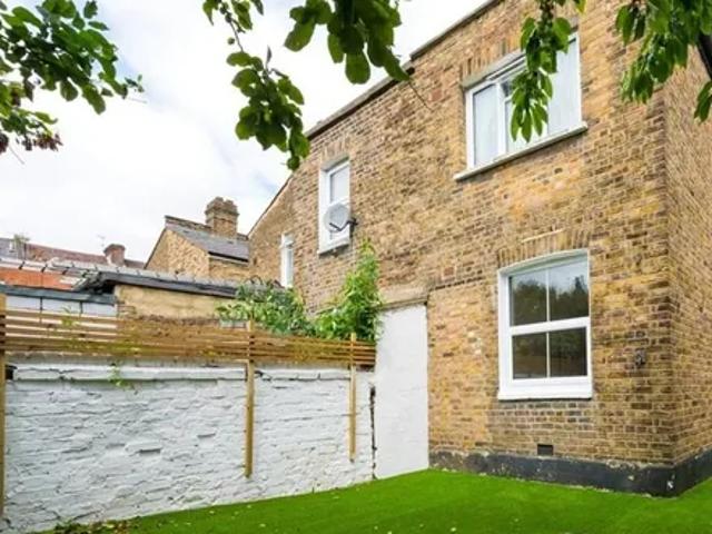 Tunley Road, London, NW10 8QE, United Kingdom | 2 bed house for rent #168167154 | Rentberry
