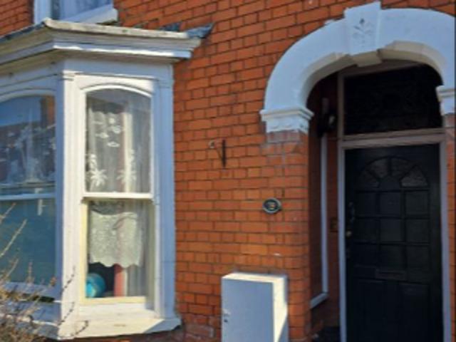 Tunnard Street Room 5
