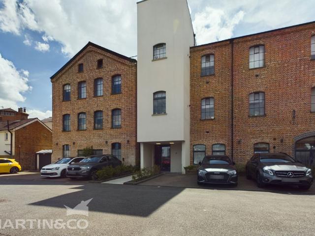 Tunnel Road, Tunbridge Wells, Kent TN1, 2 bed flat to rent, £1,700 pcm | PrimeLocation