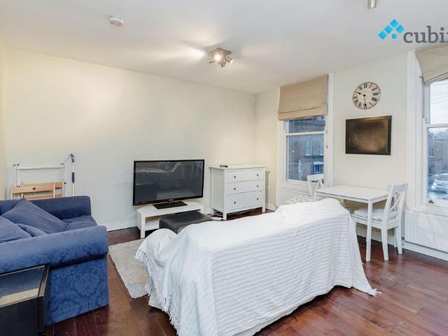 Tunstall Road, London SW9 2 bed flat to rent £2,249 pcm £519 pw