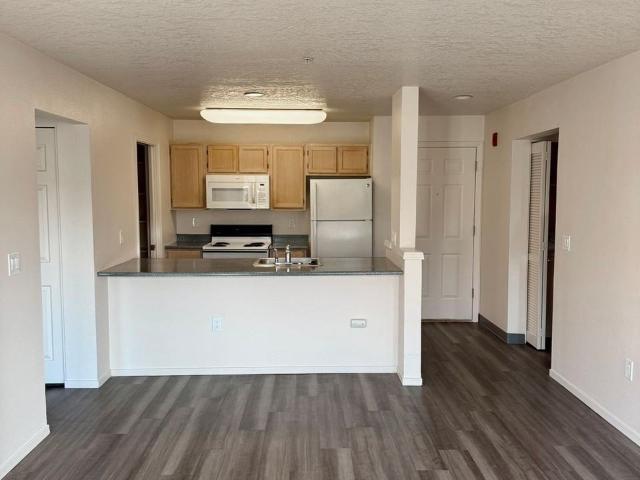 Tualatin Mews II Apartments 2 Bedroom Apartment for Rent at 18656 Sw Boones Ferry Rd, Tualatin, OR 97062 Sherwood Tualatin South