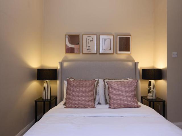 Tubbs Road, Tubbs Road NW10 1 bed flat to rent £2,750 pcm £635 pw